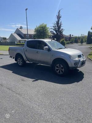 Grey Mitsubishi l-200 2011 in Kaunas, with an engine capacity of 2.50 L and mileage of 278 thousand km for 5300 €, photo  on AUTOMOTO.COM.LV