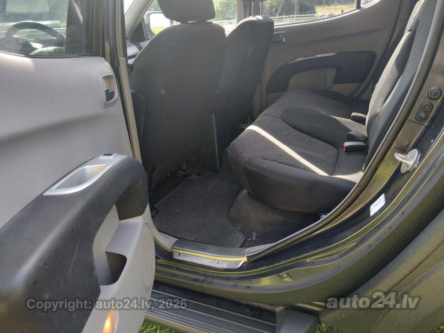 Pelēks Mitsubishi l-200 2011 Paide, ar dzinēja tilpumu 2.50 L un nobraukumu 0 tūkst. km par 7700 €, foto 13 vietnē AUTOMOTO.COM.LV