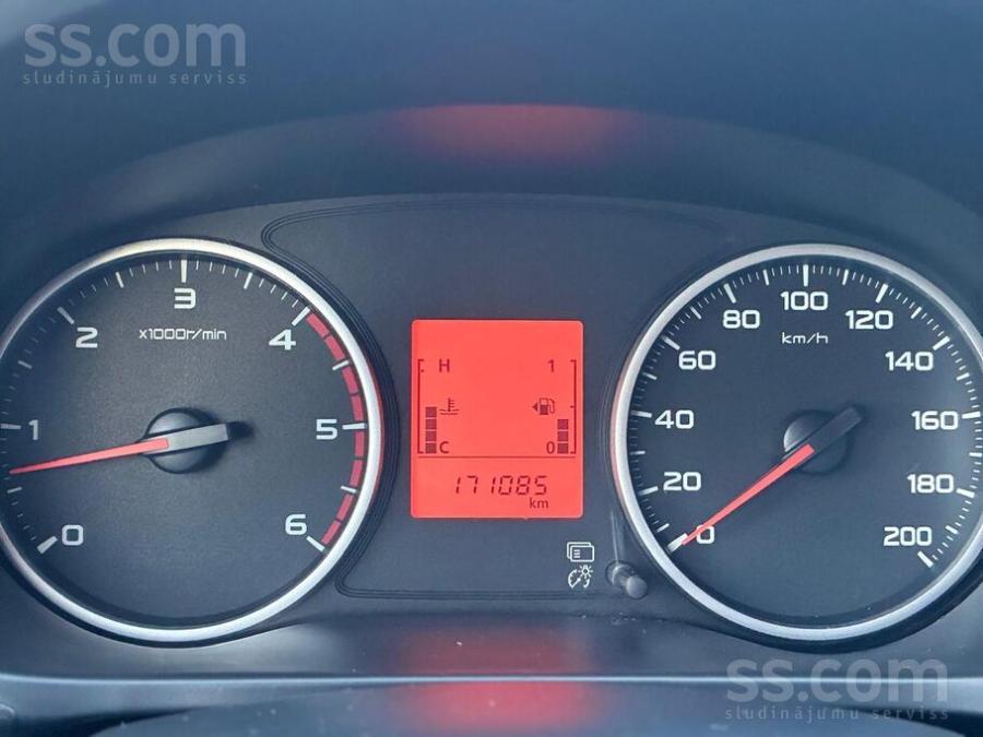 Серый Мицубиси Л 200 2019 в Кулдига, объемом двигателя 2.40 л и пробегом 171 тыс. км за 17990 €, фото 17 на AUTOMOTO.COM.LV