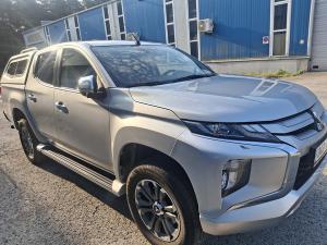 Pelēks Mitsubishi l-200 2022 Tallina, ar dzinēja tilpumu 2.30 L un nobraukumu 86 tūkst. km par 28800 €, foto 4 vietnē AUTOMOTO.COM.LV