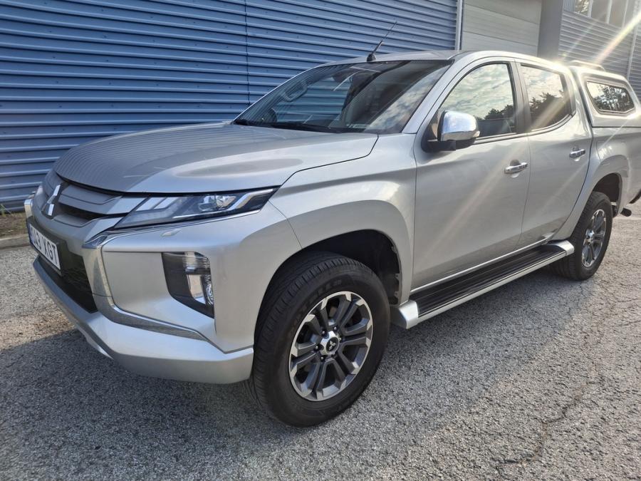 Pelēks Mitsubishi l-200 2022 Tallina, ar dzinēja tilpumu 2.30 L un nobraukumu 86 tūkst. km par 28800 €, foto 9 vietnē AUTOMOTO.COM.LV