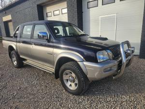 Pelēks Mitsubishi l-200 2004 Tallina, ar dzinēja tilpumu 2.50 L un nobraukumu 257 tūkst. km par 4500 €, foto 6 vietnē AUTOMOTO.COM.LV