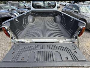 Pelēks Mitsubishi l-200 2006 Kauņa, ar dzinēja tilpumu 2.50 L un nobraukumu 92 tūkst. km par 7500 €, foto 7 vietnē AUTOMOTO.COM.LV