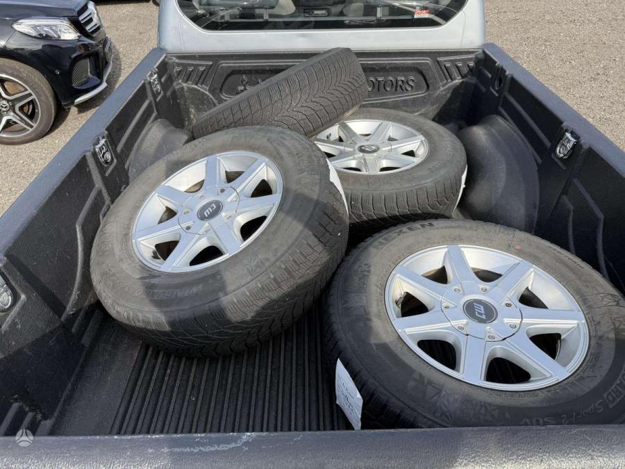Pelēks Mitsubishi l-200 2006 Kauņa, ar dzinēja tilpumu 2.50 L un nobraukumu 92 tūkst. km par 7500 €, foto 10 vietnē AUTOMOTO.COM.LV