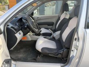 Pelēks Mitsubishi l-200 2006 Kauņa, ar dzinēja tilpumu 2.50 L un nobraukumu 92 tūkst. km par 7500 €, foto 24 vietnē AUTOMOTO.COM.LV