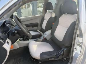 Pelēks Mitsubishi l-200 2006 Kauņa, ar dzinēja tilpumu 2.50 L un nobraukumu 92 tūkst. km par 7500 €, foto 25 vietnē AUTOMOTO.COM.LV