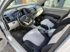 Pelēks Mitsubishi l-200 2006 Kauņa, ar dzinēja tilpumu 2.50 L un nobraukumu 92 tūkst. km par 7500 €, foto 27 vietnē AUTOMOTO.COM.LV