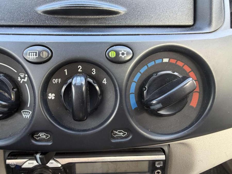 Pelēks Mitsubishi l-200 2006 Kauņa, ar dzinēja tilpumu 2.50 L un nobraukumu 92 tūkst. km par 7500 €, foto 31 vietnē AUTOMOTO.COM.LV