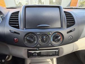 Pelēks Mitsubishi l-200 2006 Kauņa, ar dzinēja tilpumu 2.50 L un nobraukumu 92 tūkst. km par 7500 €, foto 32 vietnē AUTOMOTO.COM.LV