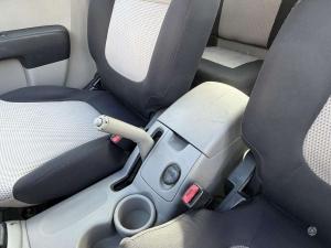 Pelēks Mitsubishi l-200 2006 Kauņa, ar dzinēja tilpumu 2.50 L un nobraukumu 92 tūkst. km par 7500 €, foto 33 vietnē AUTOMOTO.COM.LV