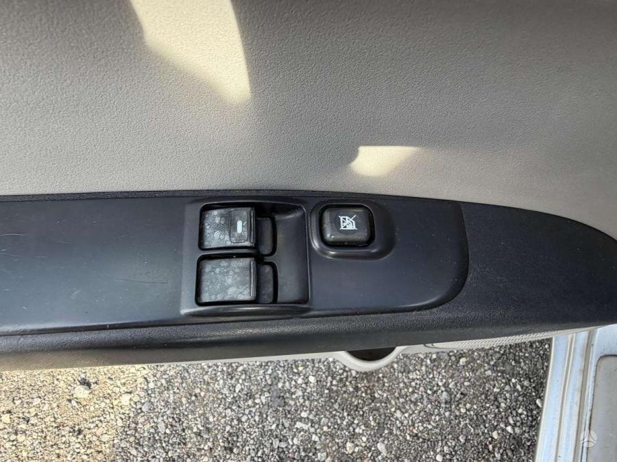 Pelēks Mitsubishi l-200 2006 Kauņa, ar dzinēja tilpumu 2.50 L un nobraukumu 92 tūkst. km par 7500 €, foto 38 vietnē AUTOMOTO.COM.LV