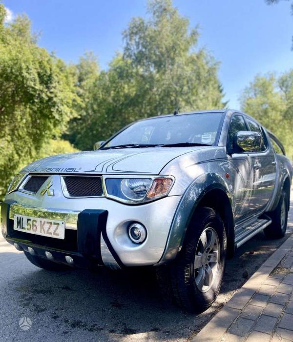 Mitsubishi l-200 2007 Šauļi vietnē Pelēks Mitsubishi l-200 2007 Šauļi, ar dzinēja tilpumu 2.48 L un nobraukumu 151 tūkst. km par 4850 €, foto 1 vietnē AUTOMOTO.COM.LV