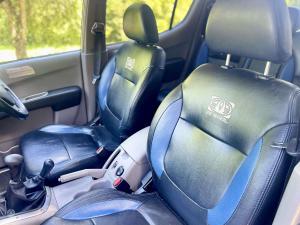Pelēks Mitsubishi l-200 2007 Šauļi, ar dzinēja tilpumu 2.48 L un nobraukumu 151 tūkst. km par 4850 €, foto 11 vietnē AUTOMOTO.COM.LV