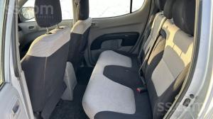 Pelēks Mitsubishi l-200 2008 Krāslava, ar dzinēja tilpumu 2.50 L un nobraukumu 385 tūkst. km par 5300 €, foto 9 vietnē AUTOMOTO.COM.LV