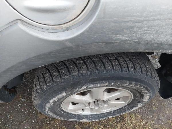 Grey Mitsubishi l-200 2009 in Rakvere, with an engine capacity of 2.48 L and mileage of 326 thousand km for 8500 €, photo 3 on AUTOMOTO.COM.LV