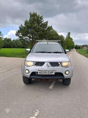 Grey Mitsubishi l-200 2009 in Siauliai, with an engine capacity of 2.48 L and mileage of 191 thousand km for 2700 €, photo  on AUTOMOTO.COM.LV