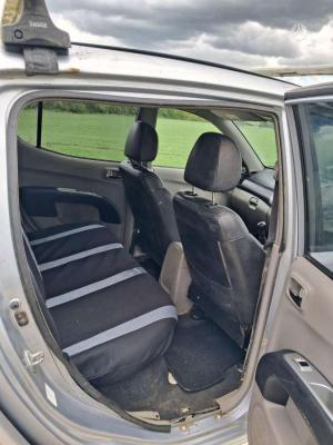 Grey Mitsubishi l-200 2009 in Siauliai, with an engine capacity of 2.48 L and mileage of 191 thousand km for 2700 €, photo 6 on AUTOMOTO.COM.LV