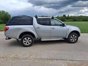 Grey Mitsubishi l-200 2009 in Siauliai, with an engine capacity of 2.48 L and mileage of 191 thousand km for 2700 €, photo 7 on AUTOMOTO.COM.LV