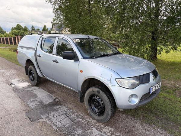 Mitsubishi l-200 2010 Raseiniai vietnÄ PelÄks Mitsubishi l-200 2010 Raseiniai, ar dzinÄja tilpumu 2.48 L un nobraukumu 230 tÅ«kst. km par 3600 ā¬, foto 2 vietnÄ AUTOMOTO.COM.LV