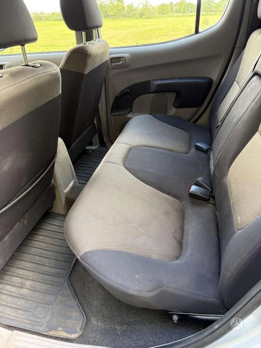 Pelēks Mitsubishi l-200 2010 Raseiniai, ar dzinēja tilpumu 2.48 L un nobraukumu 230 tūkst. km par 3600 €, foto 17 vietnē AUTOMOTO.COM.LV