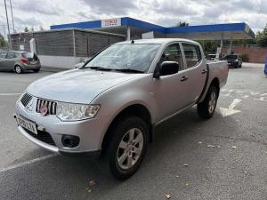 Grey Mitsubishi l-200 2010 in Riga, with an engine capacity of 2.48 L and mileage of 340 thousand km for 4700 €, photo 4 on AUTOMOTO.COM.LV