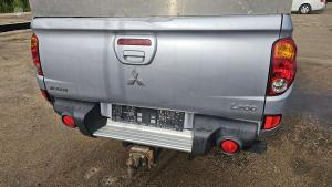 Pelēks Mitsubishi l-200 2011 Rokiškis, ar dzinēja tilpumu 2.50 L un nobraukumu 227 tūkst. km par 4600 €, foto 8 vietnē AUTOMOTO.COM.LV