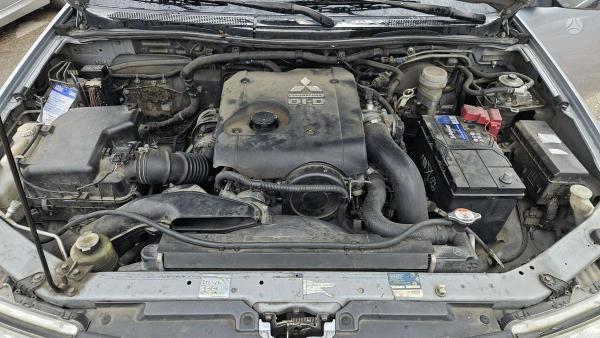 Pelēks Mitsubishi l-200 2011 Rokiškis, ar dzinēja tilpumu 2.50 L un nobraukumu 227 tūkst. km par 4600 €, foto 10 vietnē AUTOMOTO.COM.LV