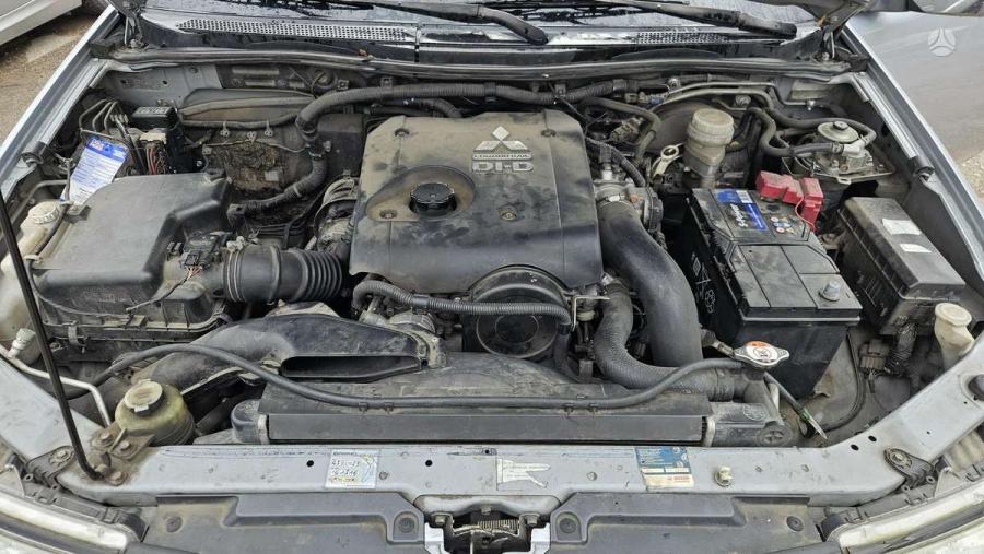 Pelēks Mitsubishi l-200 2011 Rokiškis, ar dzinēja tilpumu 2.50 L un nobraukumu 227 tūkst. km par 4600 €, foto 11 vietnē AUTOMOTO.COM.LV