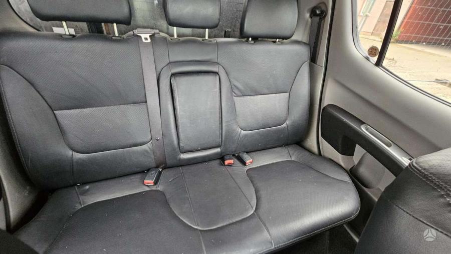 Pelēks Mitsubishi l-200 2011 Rokiškis, ar dzinēja tilpumu 2.50 L un nobraukumu 227 tūkst. km par 4600 €, foto 27 vietnē AUTOMOTO.COM.LV