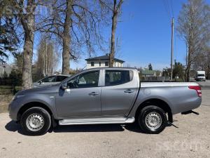Pelēks Mitsubishi l-200 2019 Rīga, ar dzinēja tilpumu 2.40 L un nobraukumu 257 tūkst. km par 14990 €, foto 3 vietnē AUTOMOTO.COM.LV