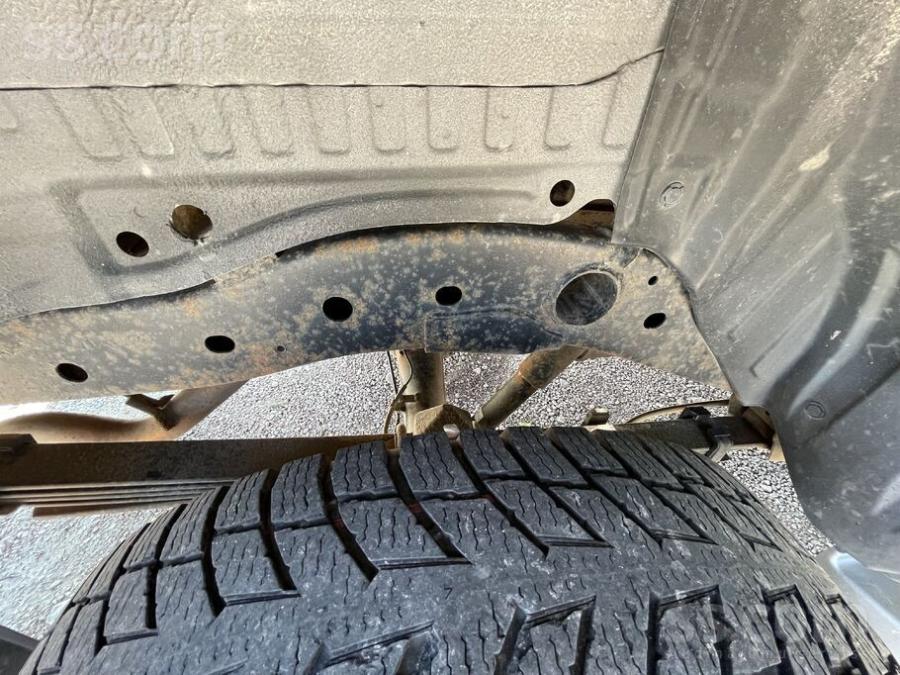 Pelēks Mitsubishi l-200 2019 Rīga, ar dzinēja tilpumu 2.40 L un nobraukumu 257 tūkst. km par 14990 €, foto 12 vietnē AUTOMOTO.COM.LV