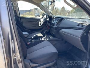Pelēks Mitsubishi l-200 2019 Rīga, ar dzinēja tilpumu 2.40 L un nobraukumu 257 tūkst. km par 14990 €, foto 23 vietnē AUTOMOTO.COM.LV