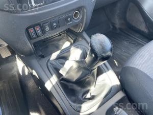 Pelēks Mitsubishi l-200 2019 Rīga, ar dzinēja tilpumu 2.40 L un nobraukumu 257 tūkst. km par 14990 €, foto 29 vietnē AUTOMOTO.COM.LV