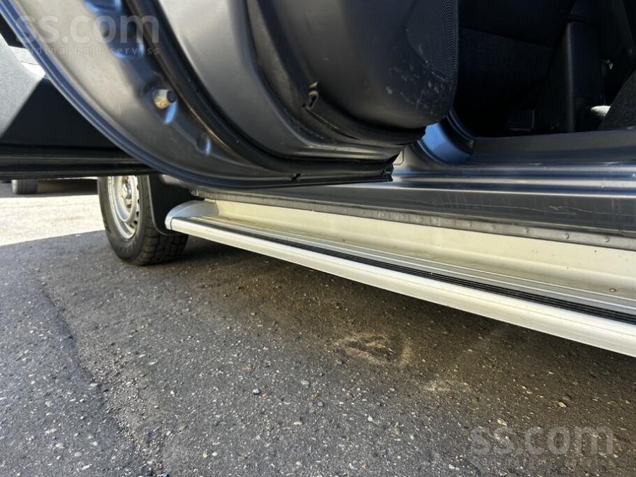 Pelēks Mitsubishi l-200 2019 Rīga, ar dzinēja tilpumu 2.40 L un nobraukumu 0 tūkst. km par 12000 €, foto 15 vietnē AUTOMOTO.COM.LV