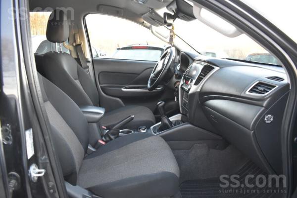 Pelēks Mitsubishi l-200 2020 Kuldīga, ar dzinēja tilpumu 2.30 L un nobraukumu 0 tūkst. km par 18990 €, foto 5 vietnē AUTOMOTO.COM.LV