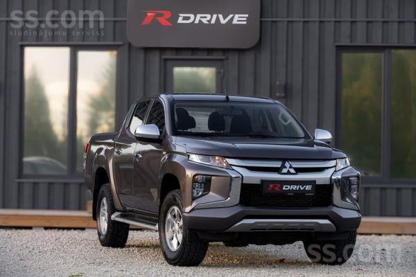 Pelēks Mitsubishi l-200 2021 Jelgava, ar dzinēja tilpumu 2.30 L un nobraukumu 178 tūkst. km par 19900 €, foto 1 vietnē AUTOMOTO.COM.LV