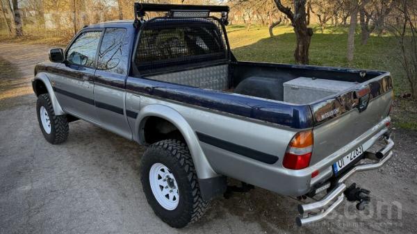 Mitsubishi l-200 2001 Tukums, ar dzinēja tilpumu 2.50 L un nobraukumu 202 tūkst. km par 6700 €, foto 3 vietnē AUTOMOTO.COM.LV