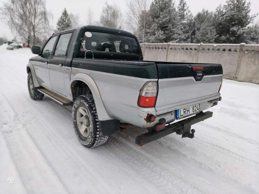 Mitsubishi l-200 2003 Jonava, ar dzinēja tilpumu 2.48 L un nobraukumu 179 tūkst. km par 4500 €, foto 5 vietnē AUTOMOTO.COM.LV