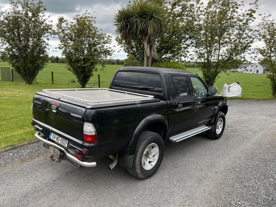 Mitsubishi l-200 2004 in Marijampole, with an engine capacity of 2.50 L and mileage of 169 thousand km for 3950 €, photo 3 on AUTOMOTO.COM.LV