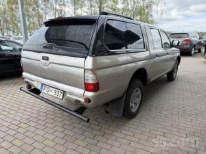 Mitsubishi l-200 2005 Talsi, ar dzinēja tilpumu 2.50 L un nobraukumu 248 tūkst. km par 4970 €, foto 10 vietnē AUTOMOTO.COM.LV