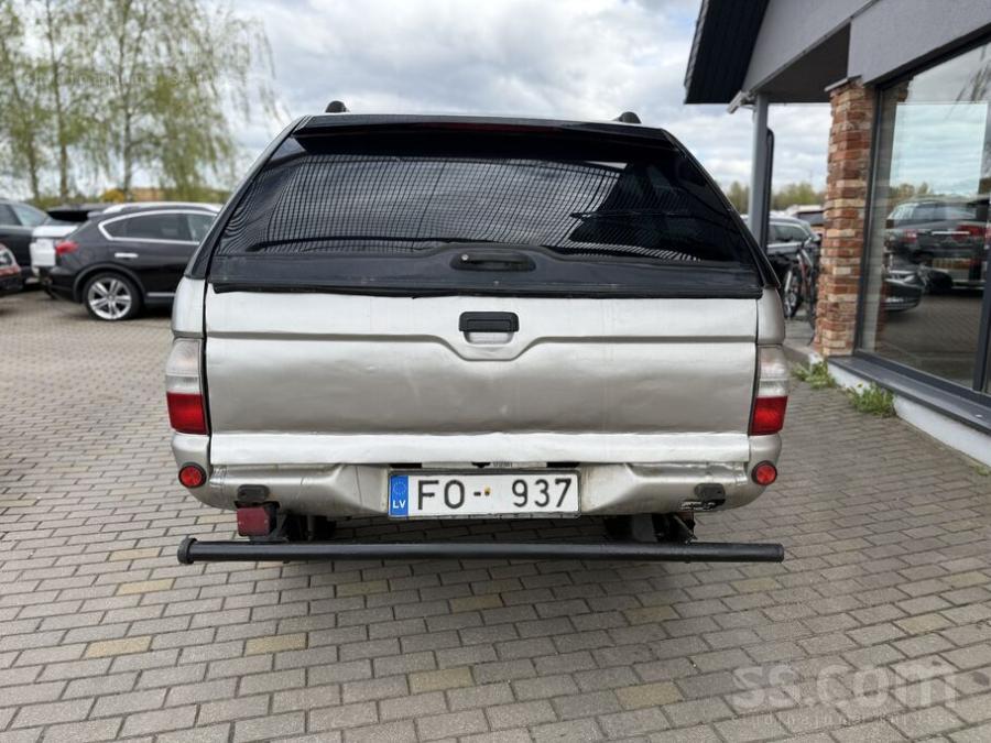 Mitsubishi l-200 2005 Talsi, ar dzinēja tilpumu 2.50 L un nobraukumu 248 tūkst. km par 4970 €, foto 11 vietnē AUTOMOTO.COM.LV