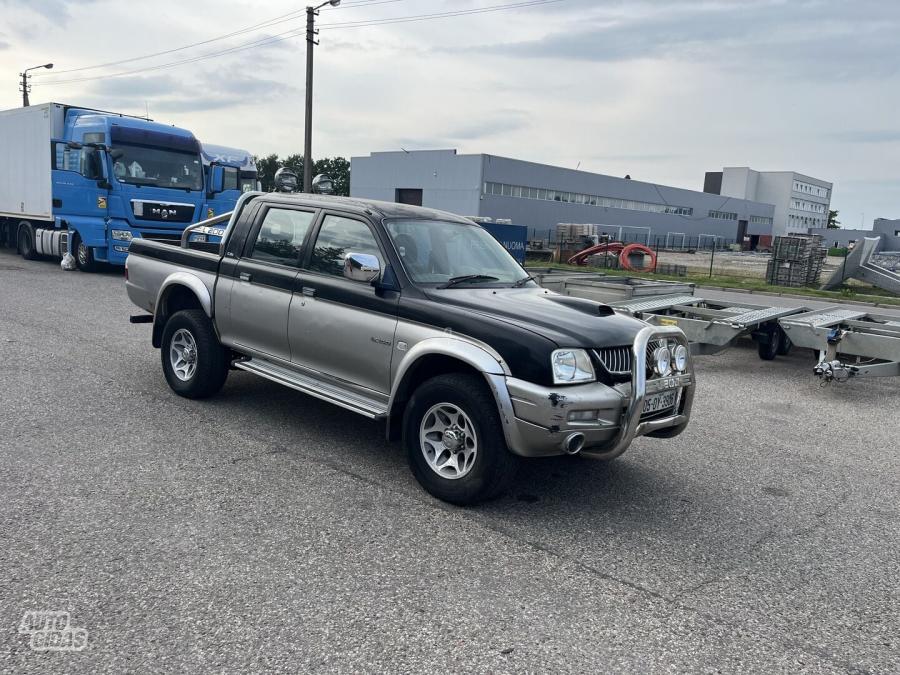 Mitsubishi l-200 2005 in Marijampole, with an engine capacity of 2.50 L and mileage of 206 thousand km for 3850 €, photo 3 on AUTOMOTO.COM.LV
