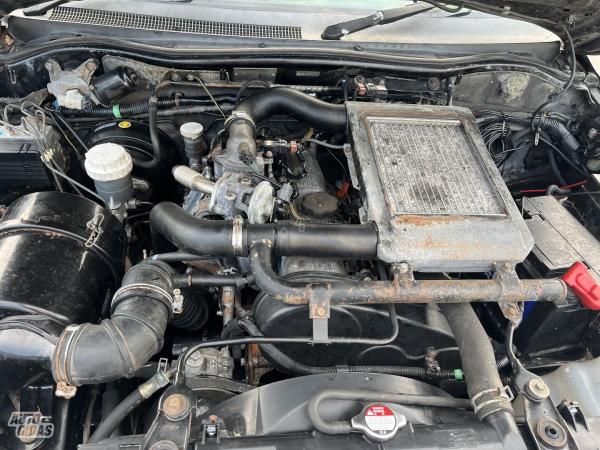 Mitsubishi l-200 2005 in Marijampole, with an engine capacity of 2.50 L and mileage of 206 thousand km for 3850 €, photo 8 on AUTOMOTO.COM.LV