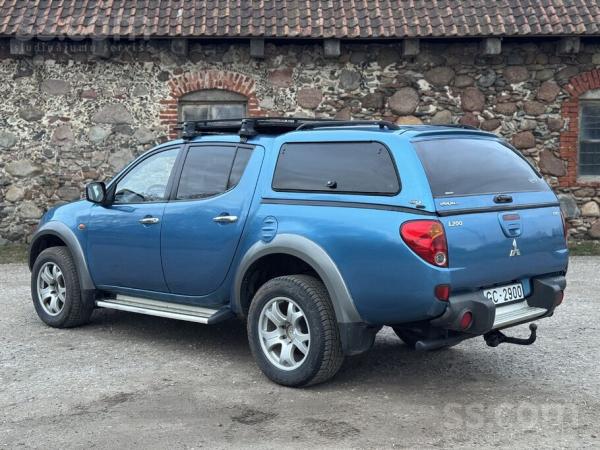 Mitsubishi l-200 2007 Liepāja, ar dzinēja tilpumu 2.50 L un nobraukumu 320 tūkst. km par 7990 €, foto 3 vietnē AUTOMOTO.COM.LV