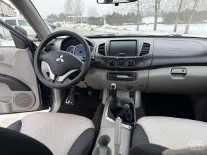 Mitsubishi l-200 2008 in Vilnius, with an engine capacity of 2.50 L and mileage of 275 thousand km for 7100 €, photo 16 on AUTOMOTO.COM.LV