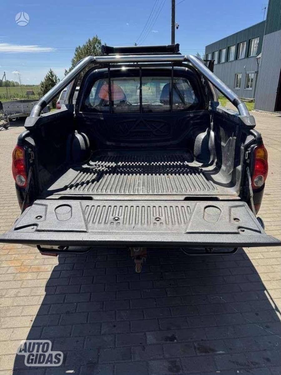 Mitsubishi l-200 2009 in Kaunas, with an engine capacity of 2.50 L and mileage of 160 thousand km for 6400 €, photo 6 on AUTOMOTO.COM.LV