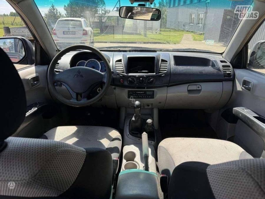 Mitsubishi l-200 2009 in Kaunas, with an engine capacity of 2.50 L and mileage of 160 thousand km for 6400 €, photo 7 on AUTOMOTO.COM.LV