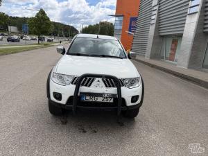Mitsubishi l-200 2012 in Vilnius, with an engine capacity of 2.50 L and mileage of 281 thousand km for 6500 €, photo 11 on AUTOMOTO.COM.LV