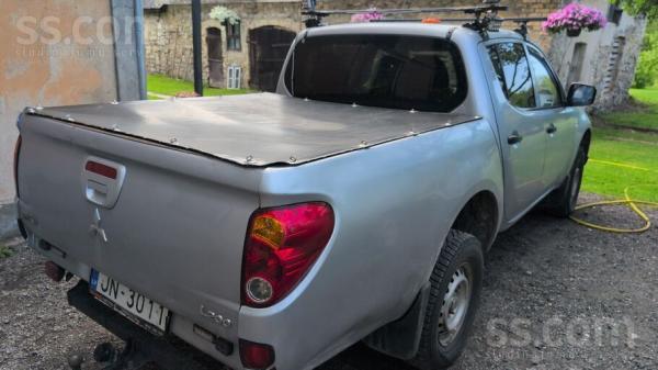 Mitsubishi l-200 2014 Jūrmala, ar dzinēja tilpumu 2.50 L un nobraukumu 318 tūkst. km par 8500 €, foto 3 vietnē AUTOMOTO.COM.LV