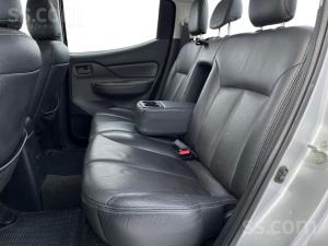 Mitsubishi l-200 2016 in Riga, with an engine capacity of 2.40 L and mileage of 161 thousand km for 14990 €, photo 15 on AUTOMOTO.COM.LV
